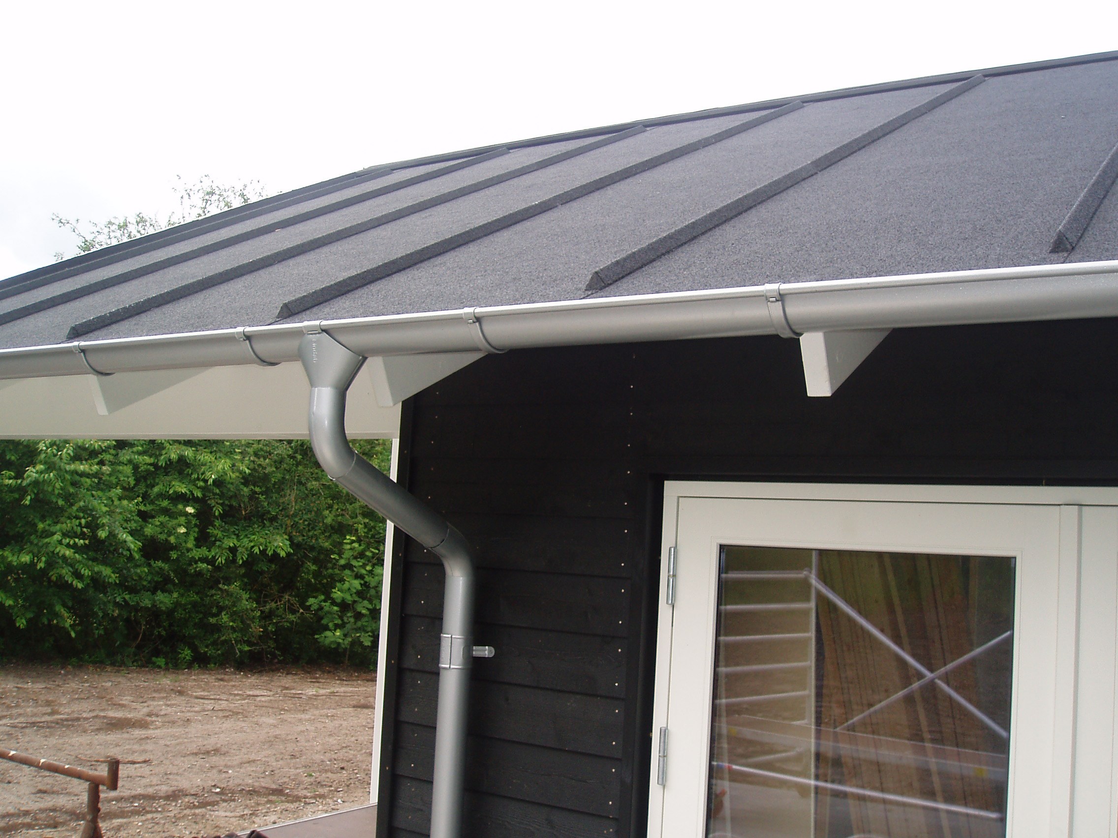 Isola Tagpap Selvbygger 3G 1x7M sort