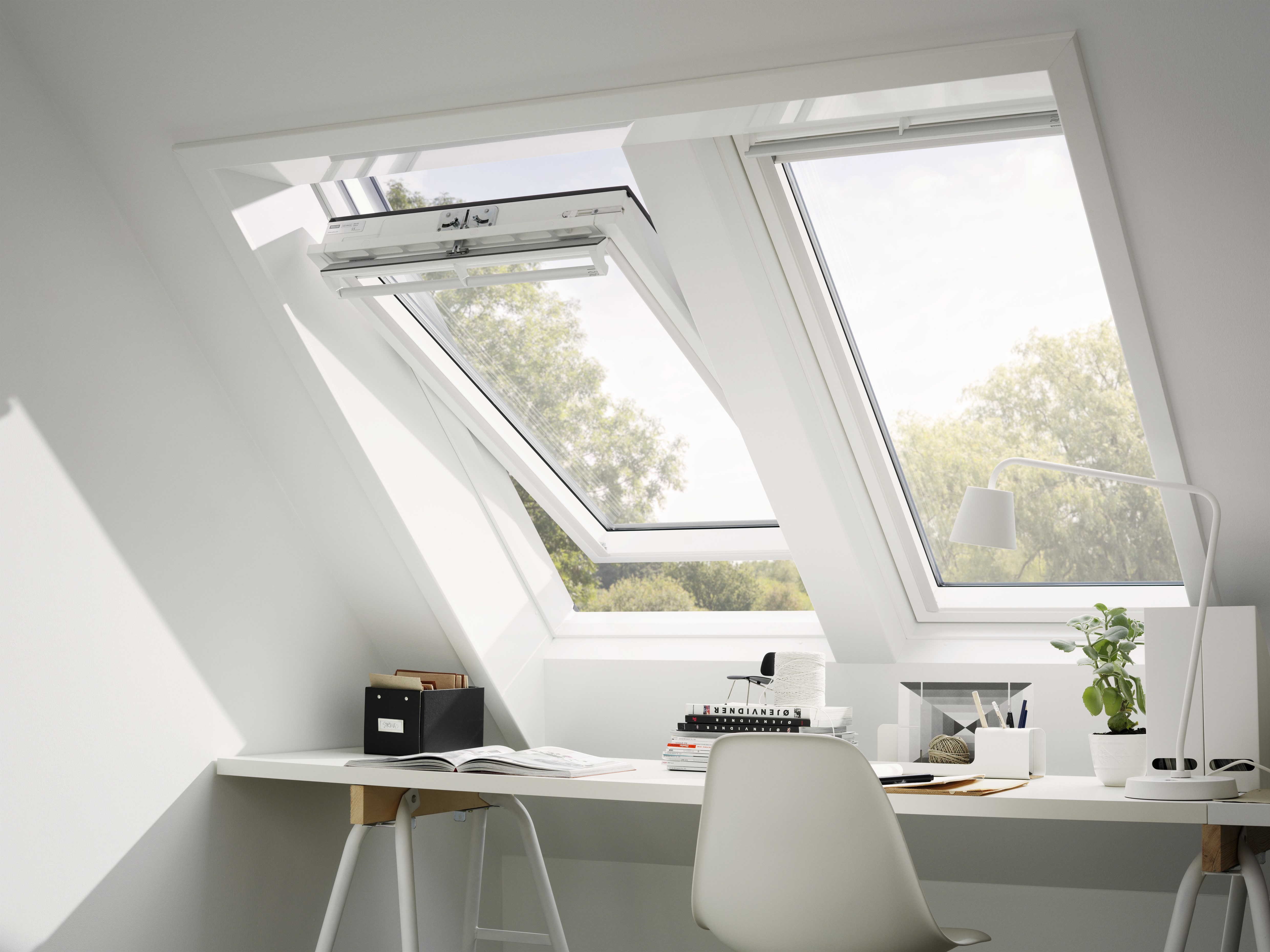 Velux GGU CK02 Vippevindue 55x78 cm hvid