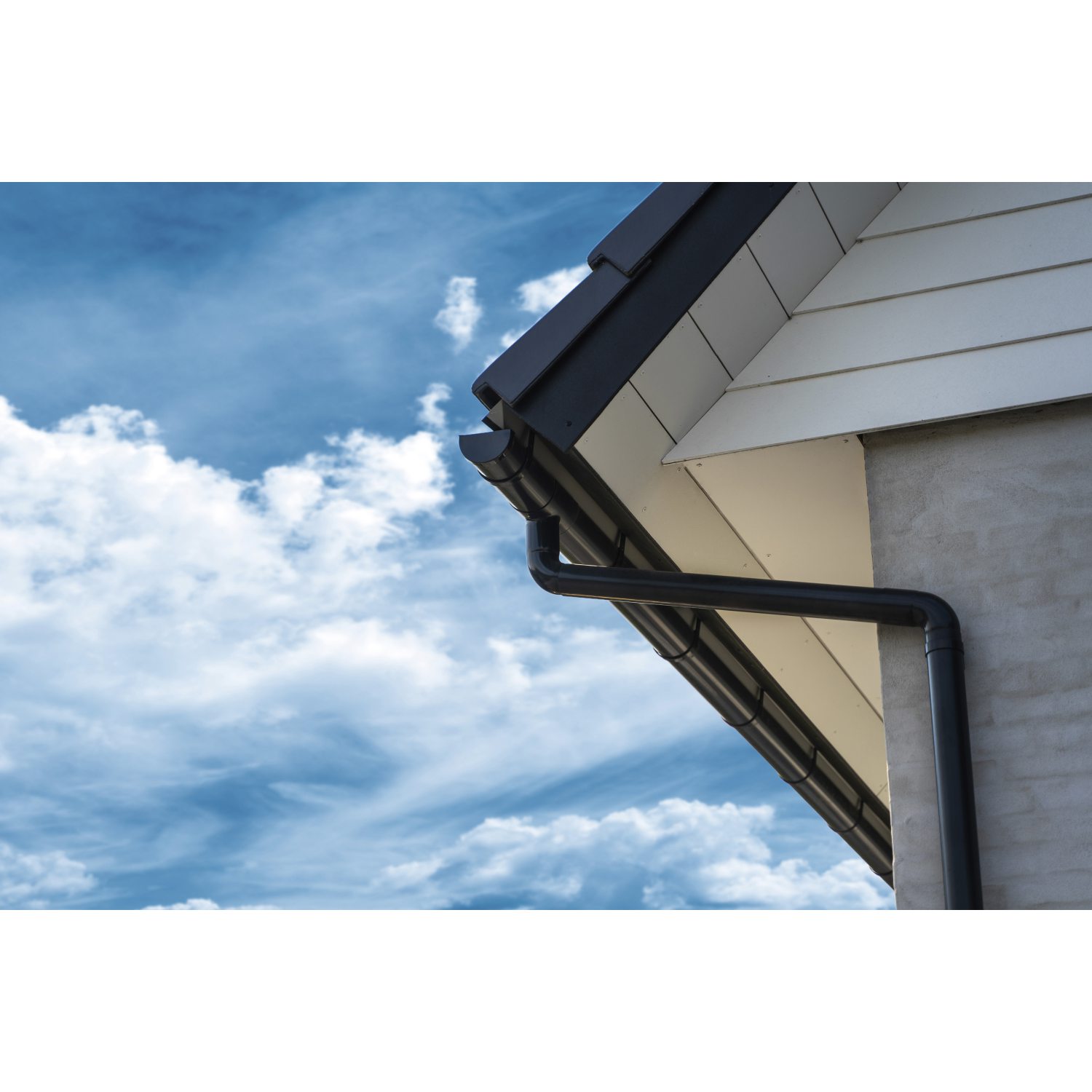 Plastmo tagrende i sort plast nr. 10 - 6 meter